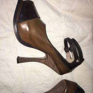 Leon Max | Shoes | Leon Max Of Max Studio Platform Heel Nwot | Poshmark